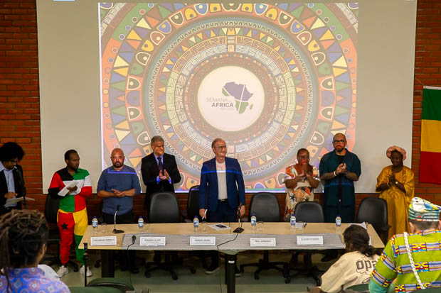 UnB Notícias - Abertura da Semana da África integra e provoca reflexões